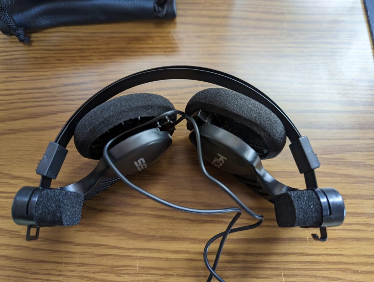 KOSS SportaPro レビュー 高音質・高コスパの開放型ヘッドホンです | EZの日常